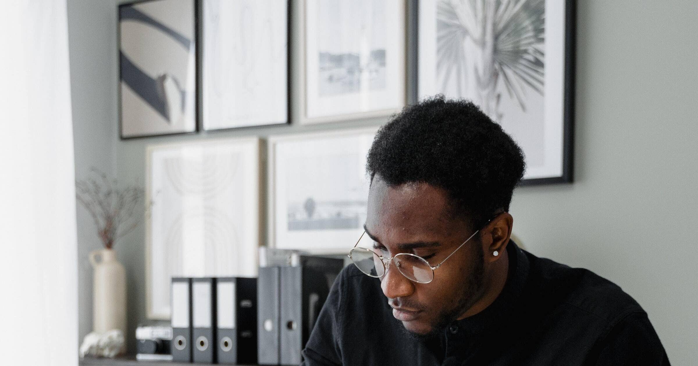 Wealth Management Associate Job Description