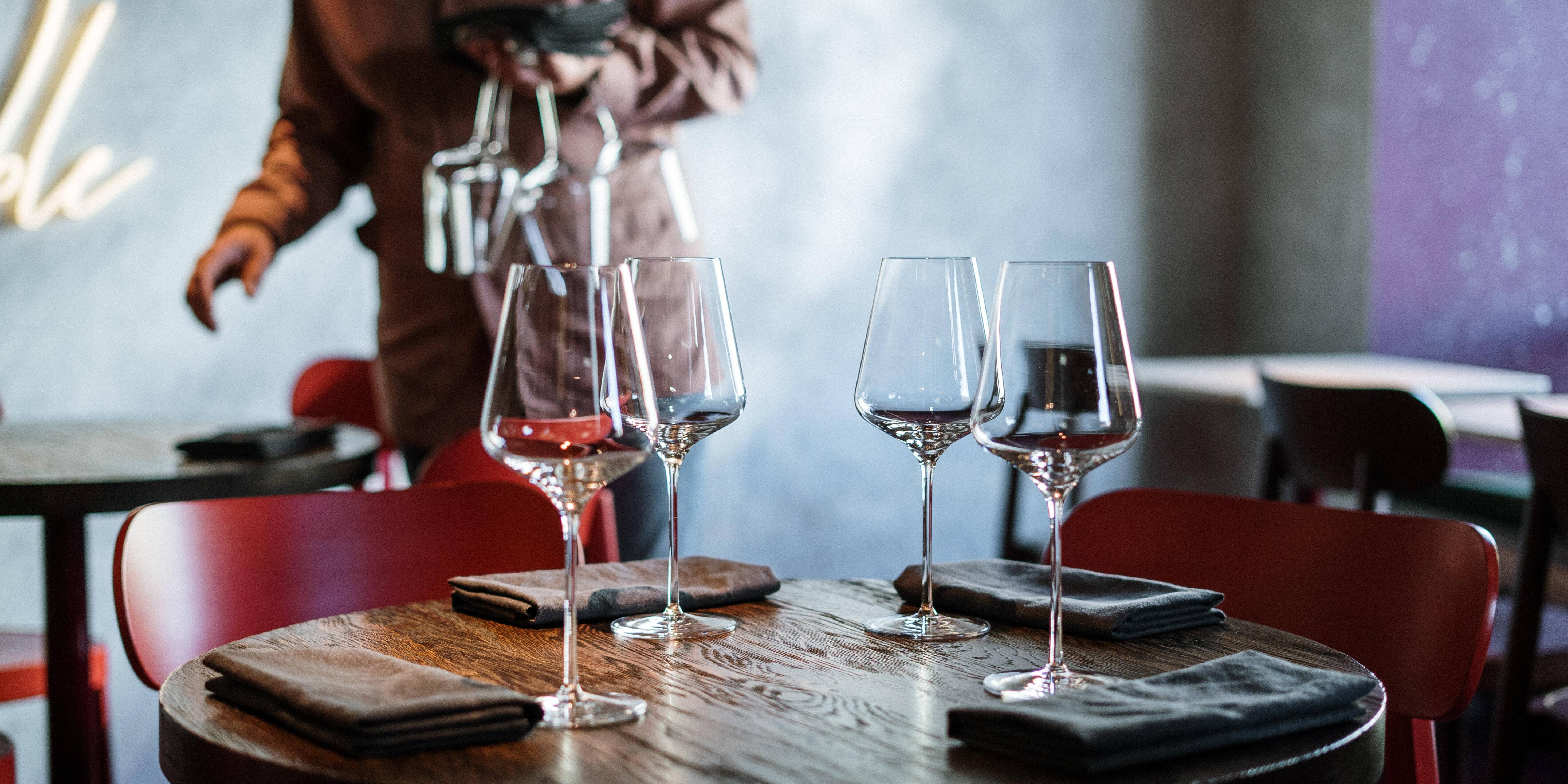 Busser Job Description