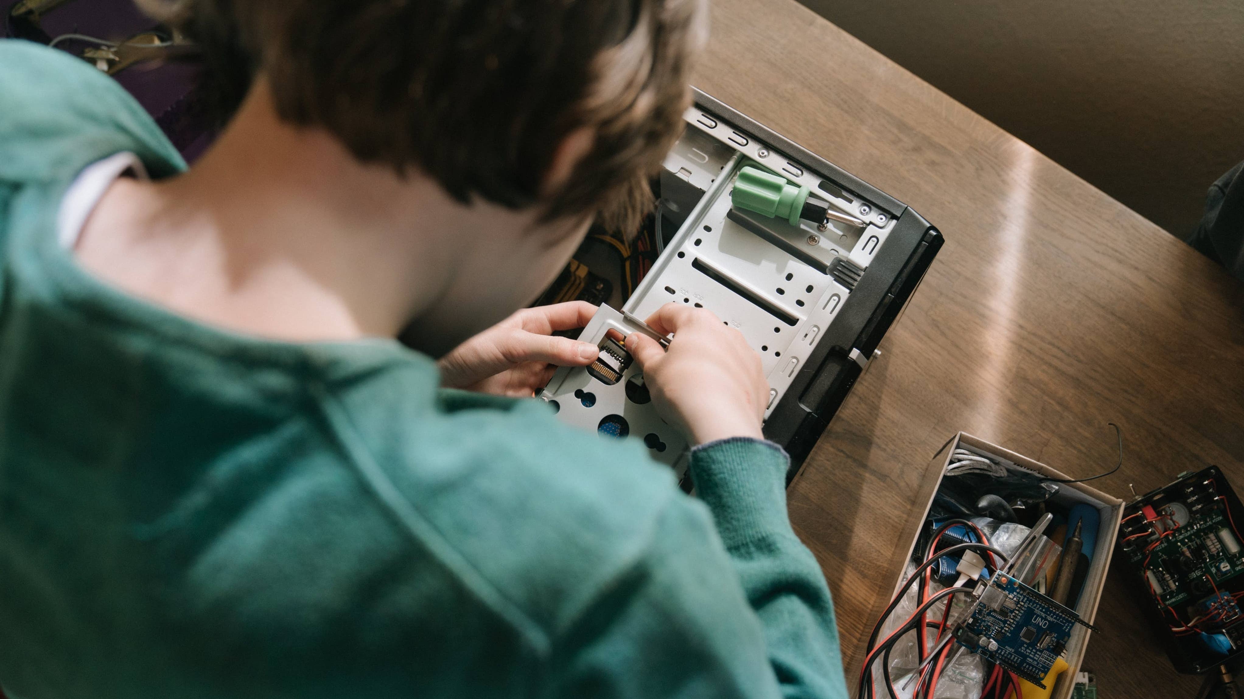 Computer Technologist