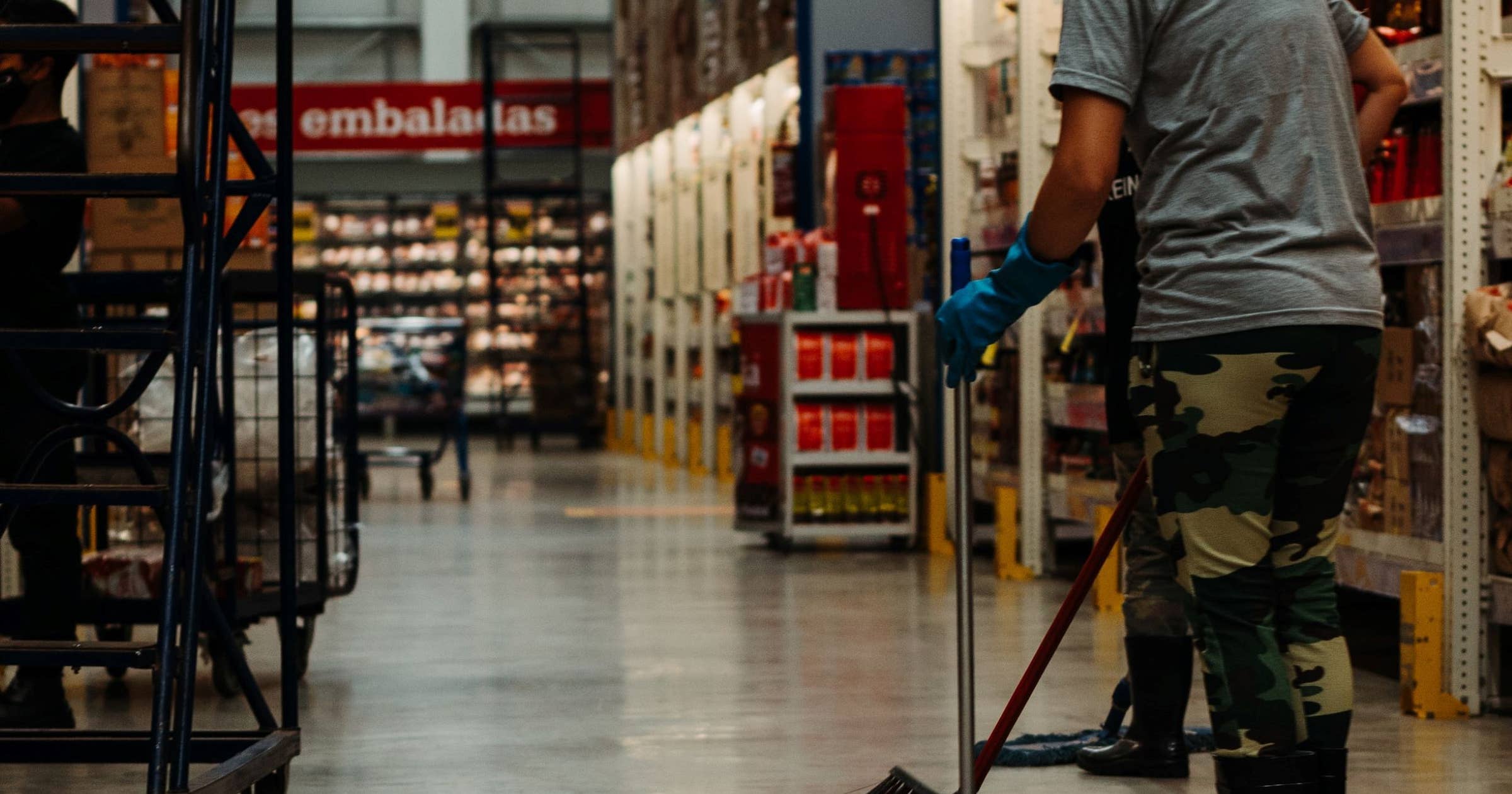 Floor Tech Job Description