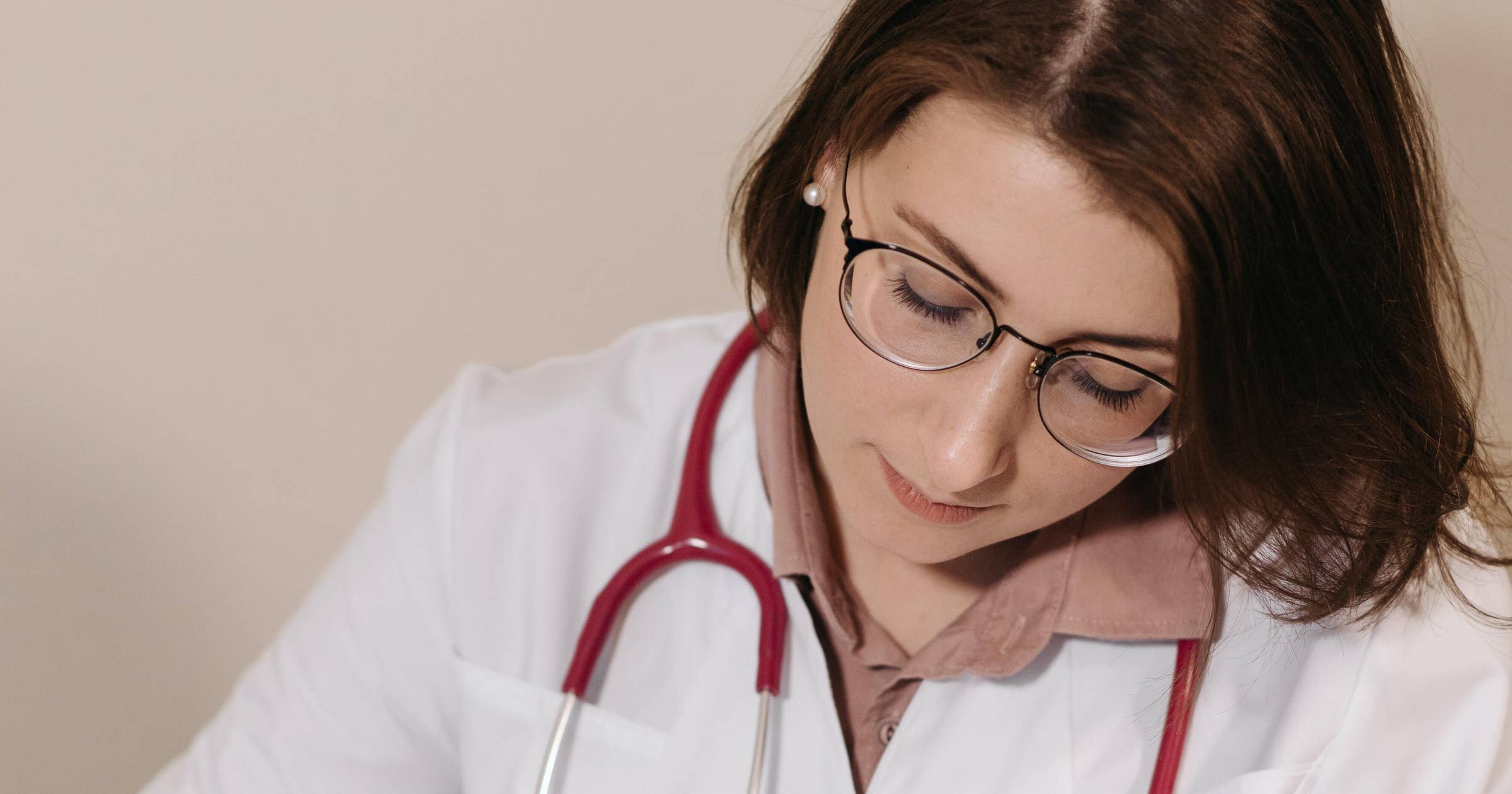 Hospitalist Job Description