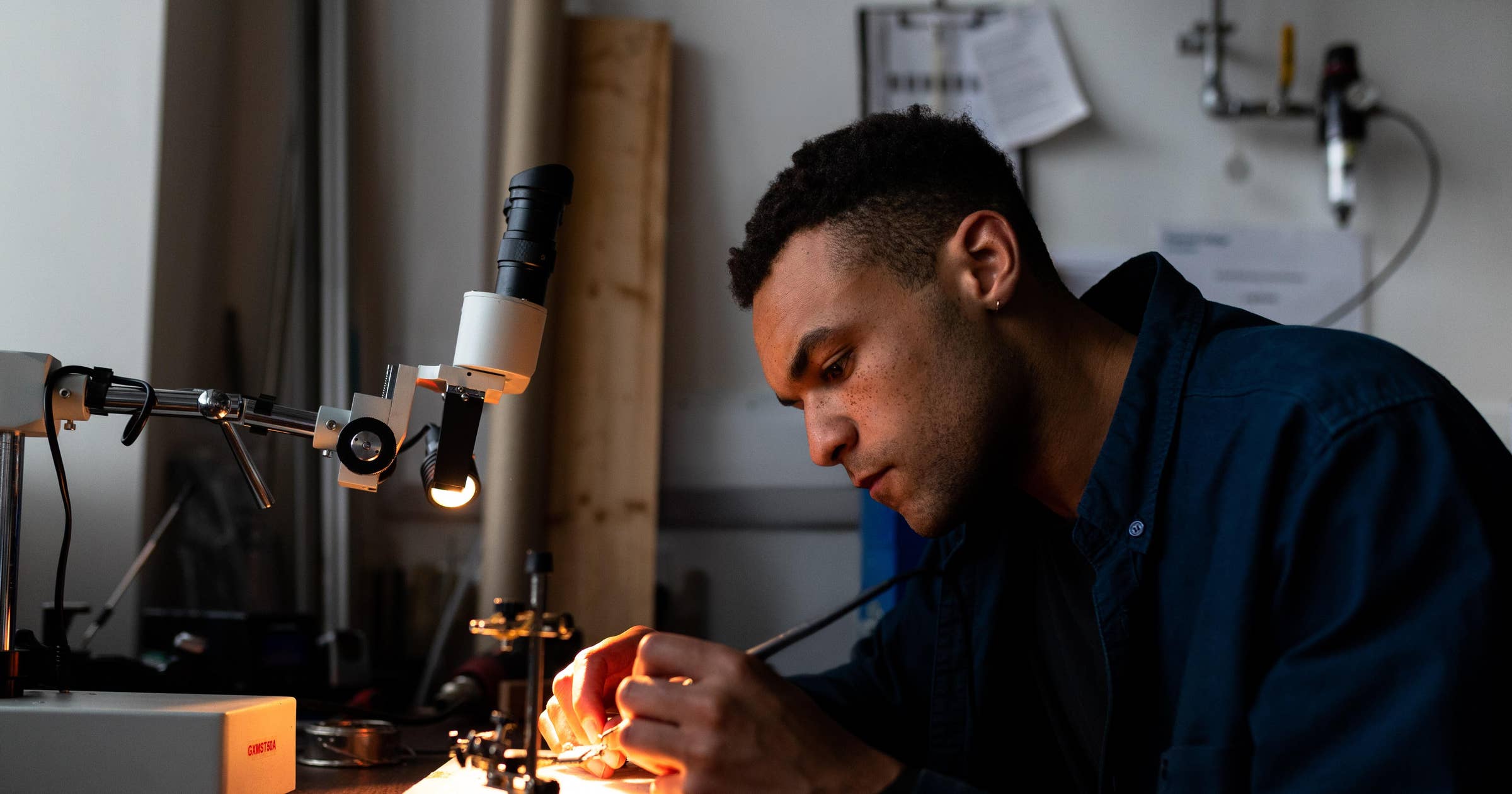 Ocularist Job Description