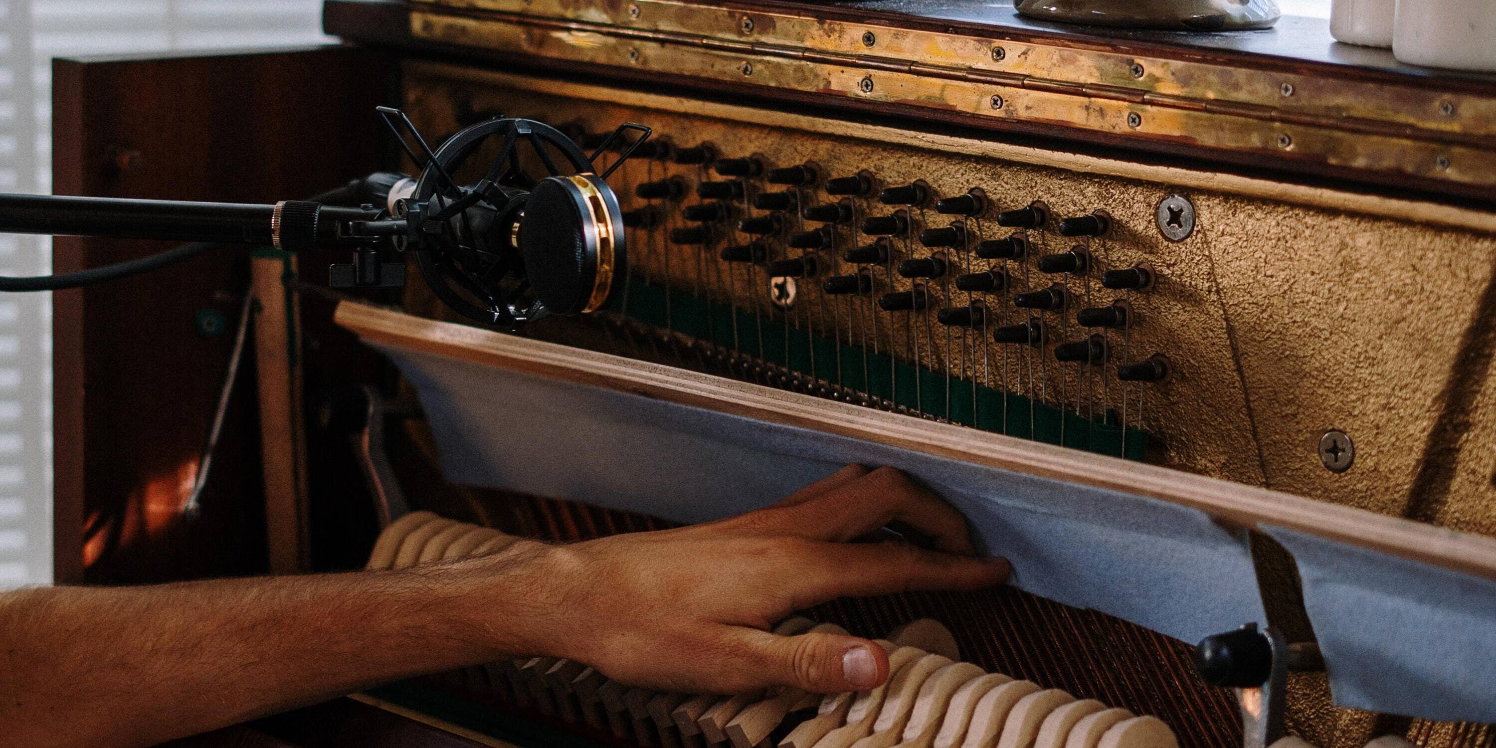 Piano Tuner Job Description