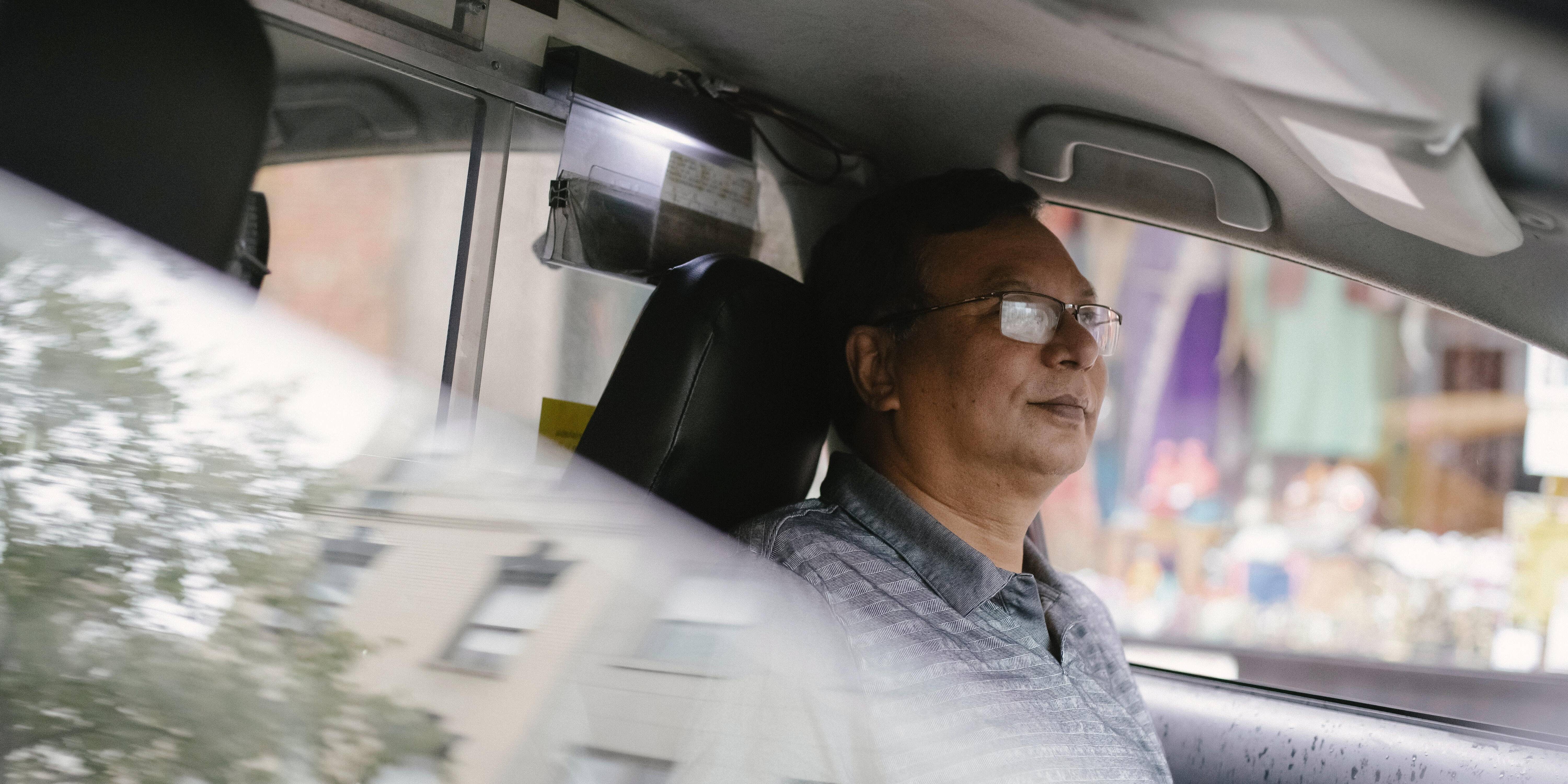 Shuttle Bus Driver Job Description